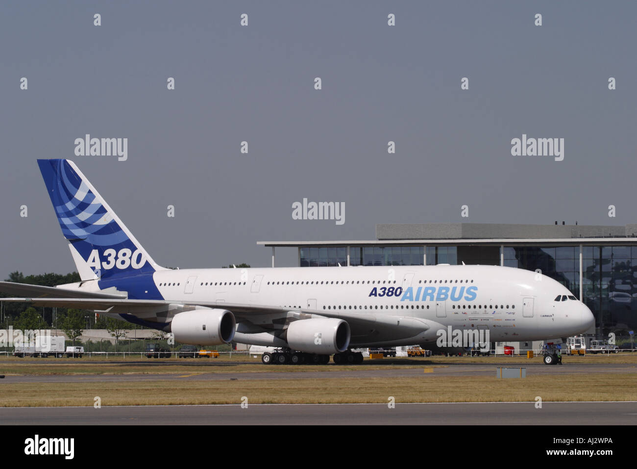 Airbus a380 in flight the airbus a380 is a double deck hi-res stock ...