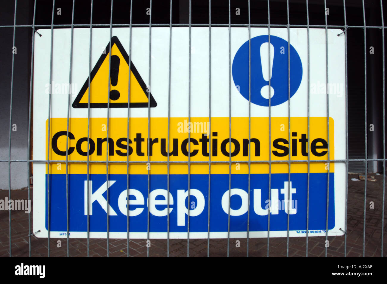 Construction site Keep out sign Stock Photo - Alamy