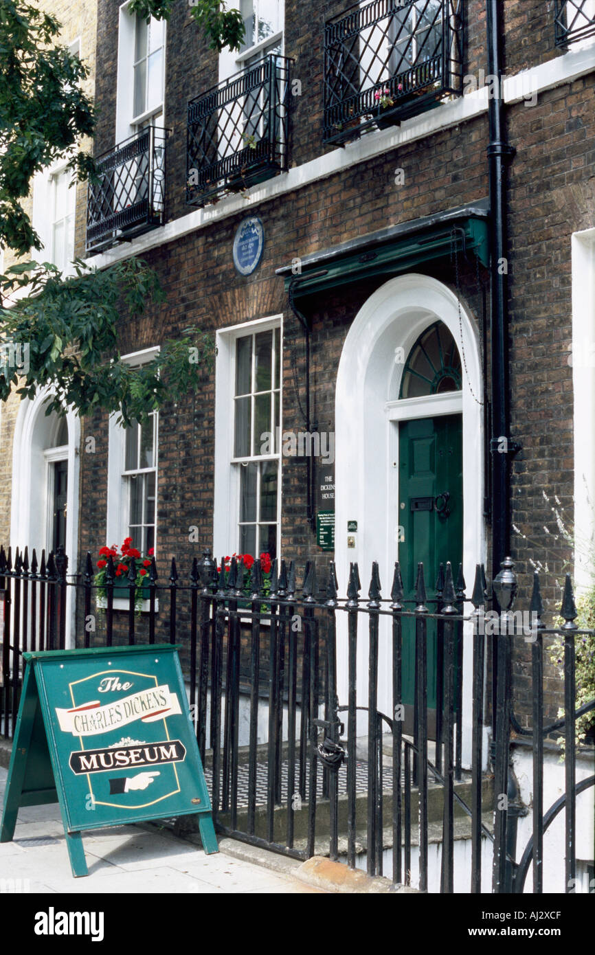 Dickens House City of London UK Stock Photo - Alamy