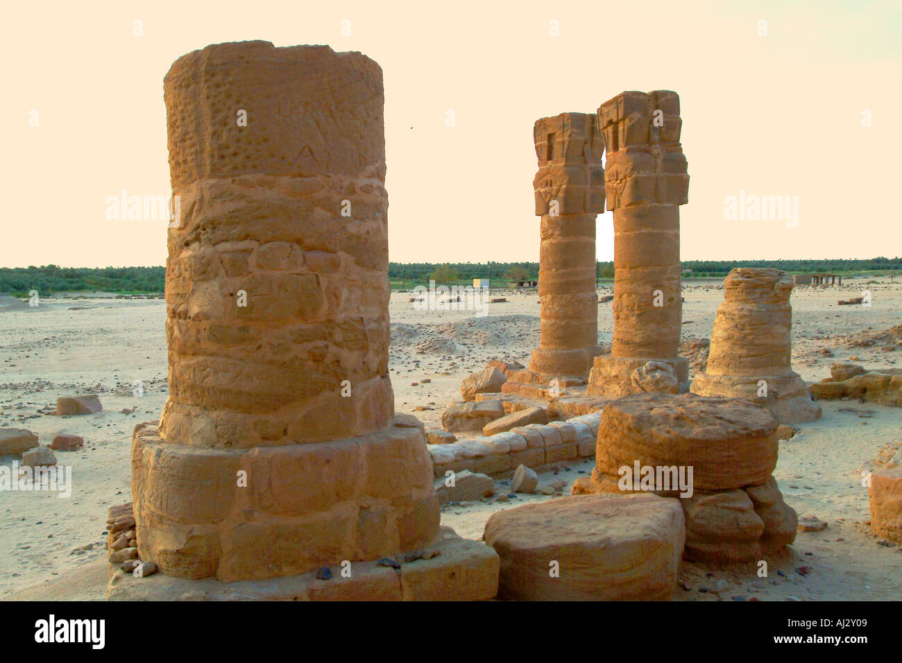 Jebel Barkal temple of the mother Stock Photo - Alamy