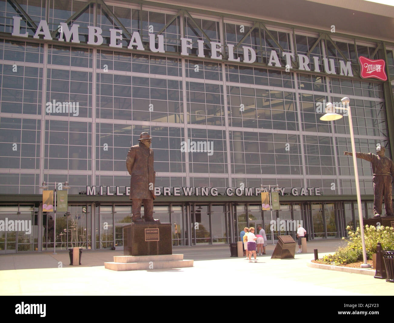 Lambeau field atrium hi-res stock photography and images - Alamy