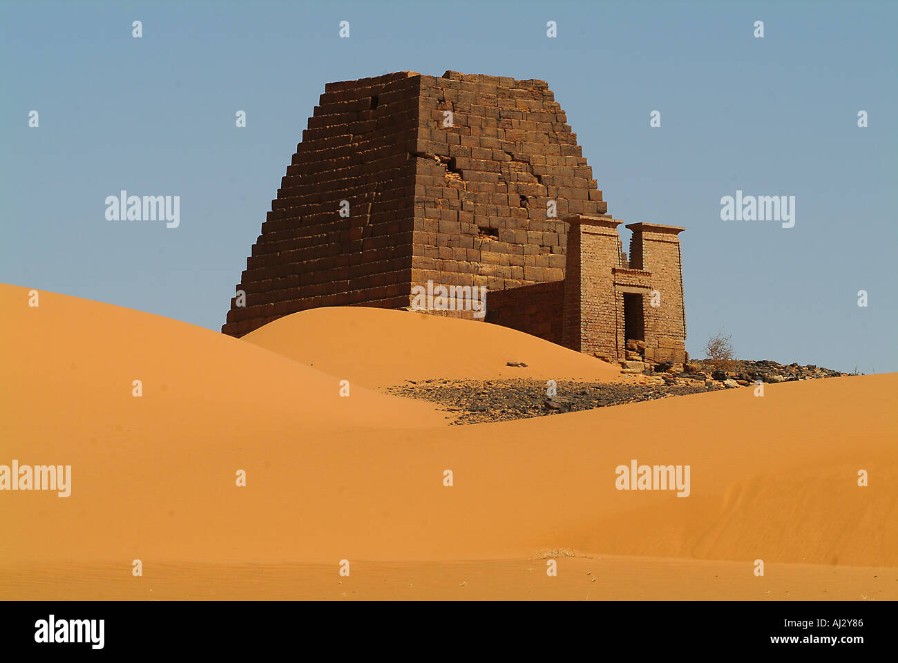 Meroe pyramid hi-res stock photography and images - Alamy