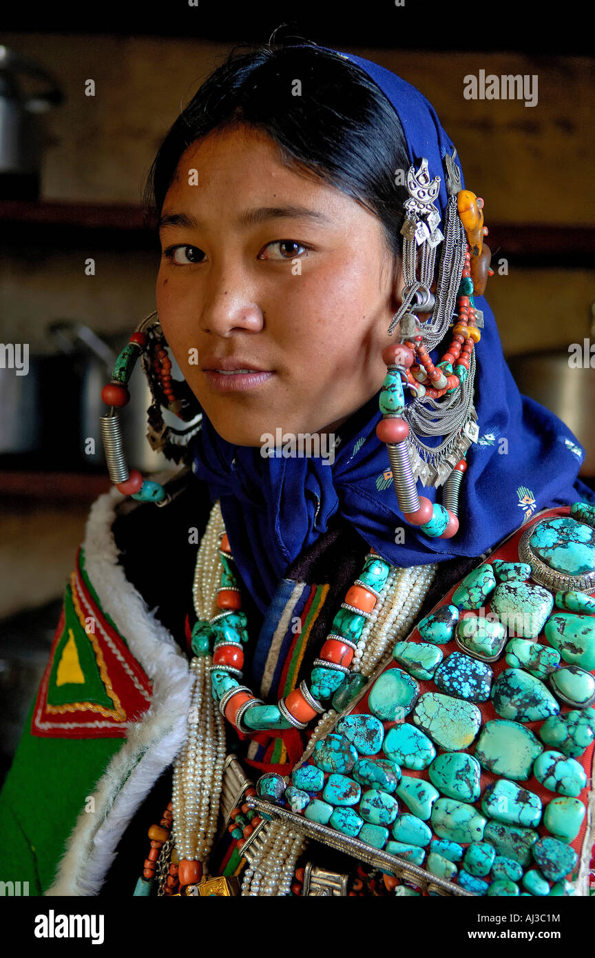 India, Jammu and Kashmir, Ladakh Himalaya, Kiber village, young woman ...