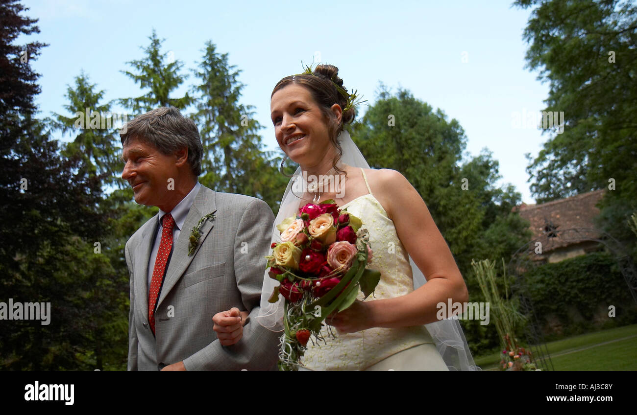 bride with father Stock Photo - Alamy