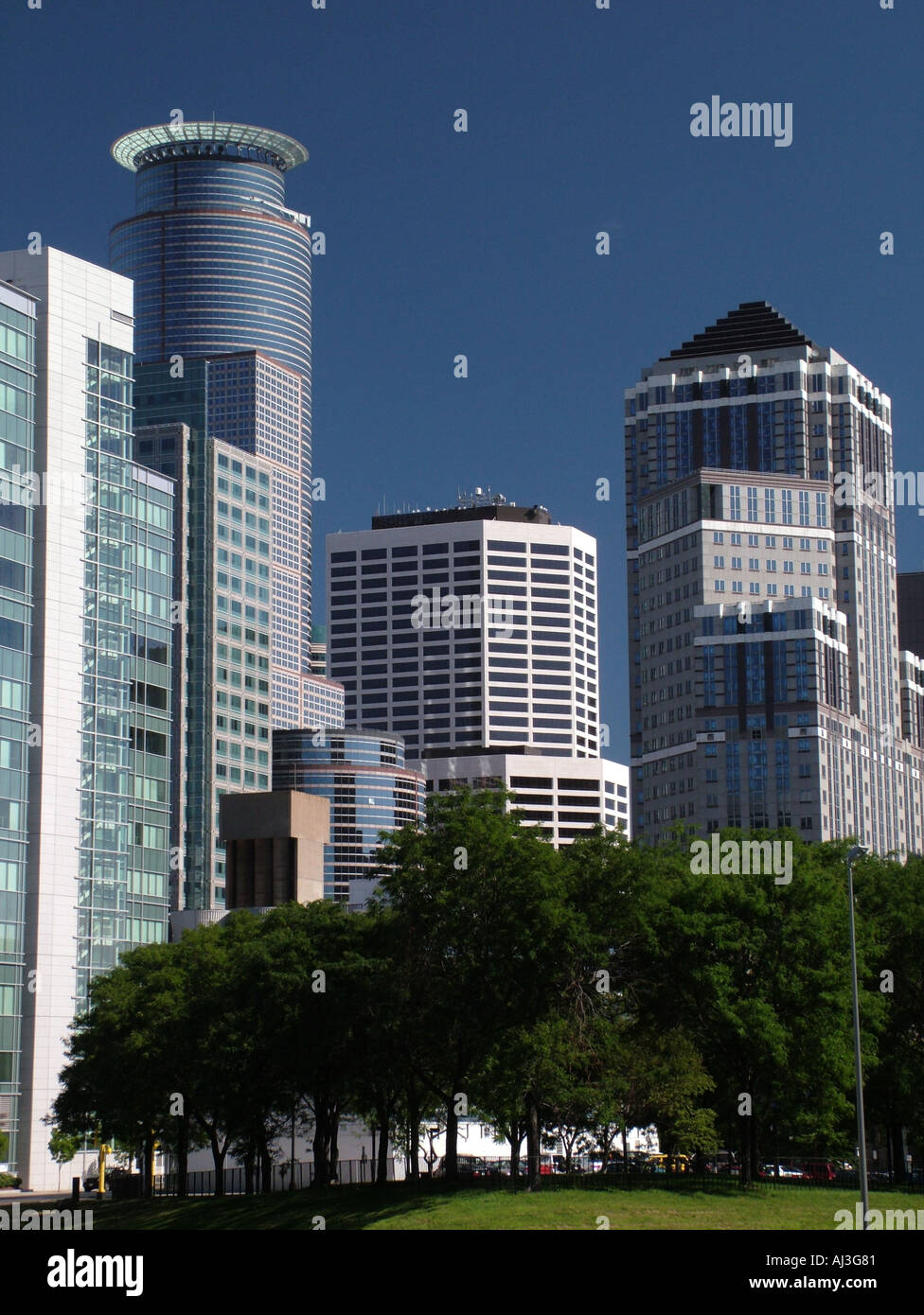 Minneapolis landscapes hi-res stock photography and images - Alamy