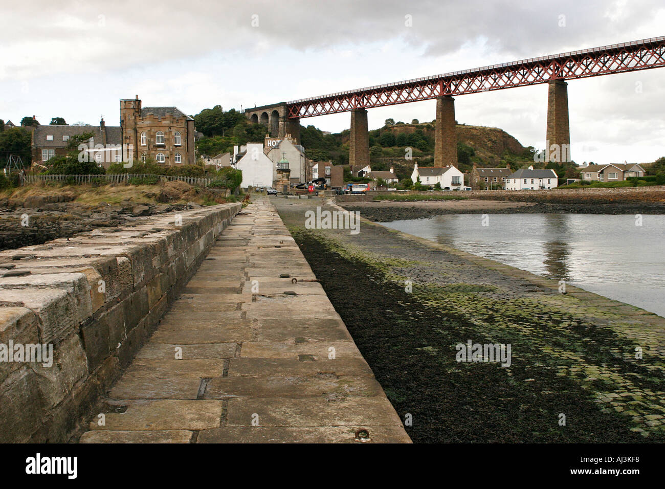 Slipway beside Forth railway bridge connecting North and South ...