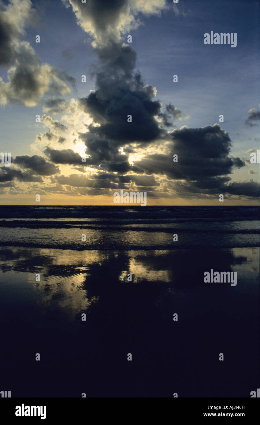 4 Mile Beach, Port Douglas, Queensland, Australia Stock Photo - Alamy