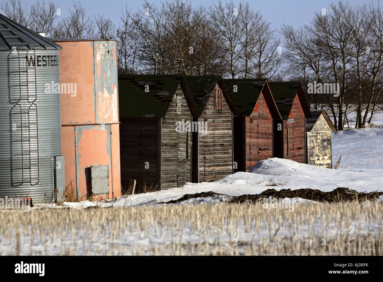 A row of granaries hi-res stock photography and images - Alamy