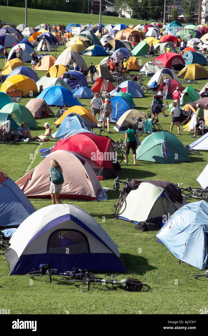 A crowded campsite Stock Photo - Alamy