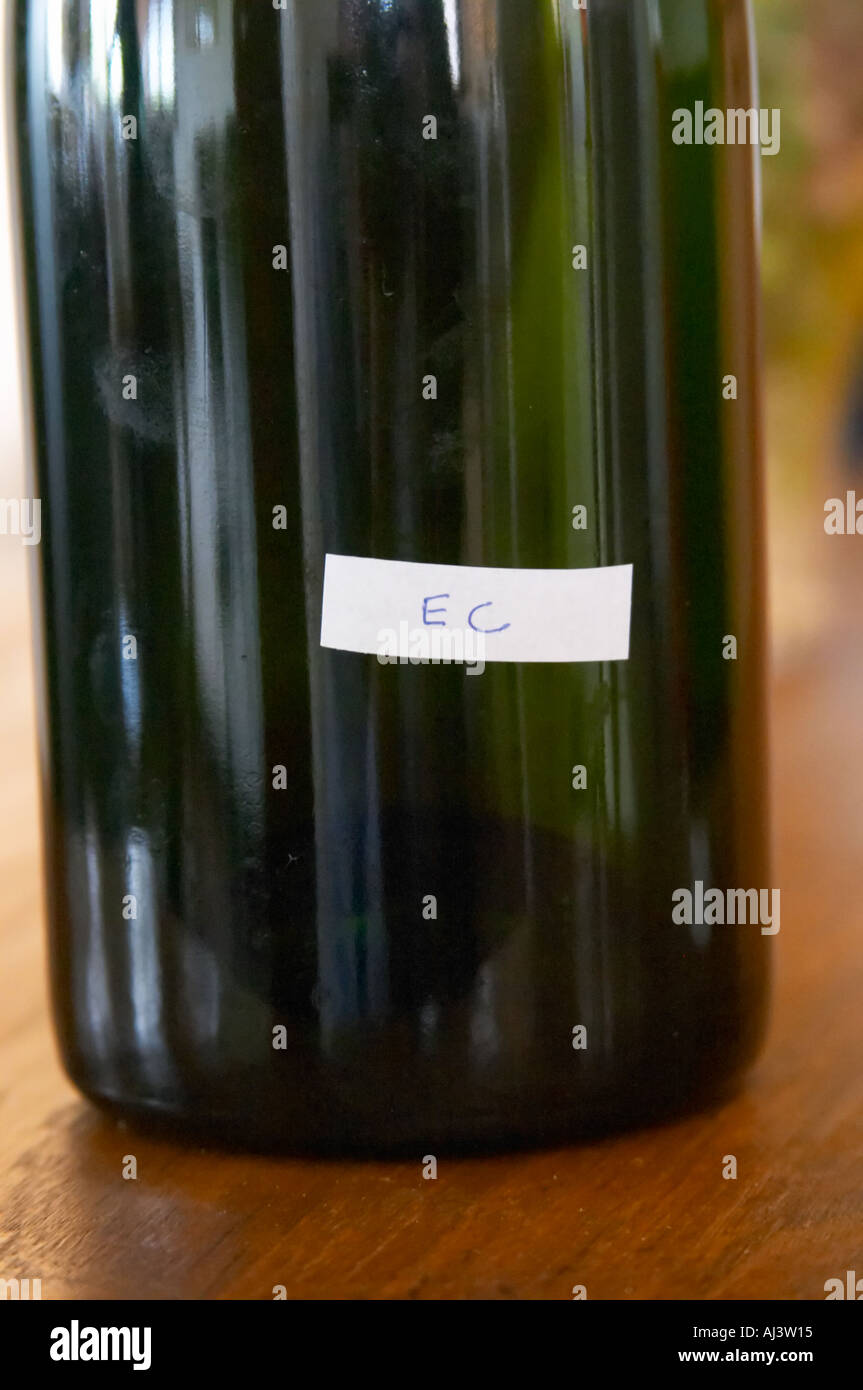 Liqueur de dosage hi-res stock photography and images - Alamy