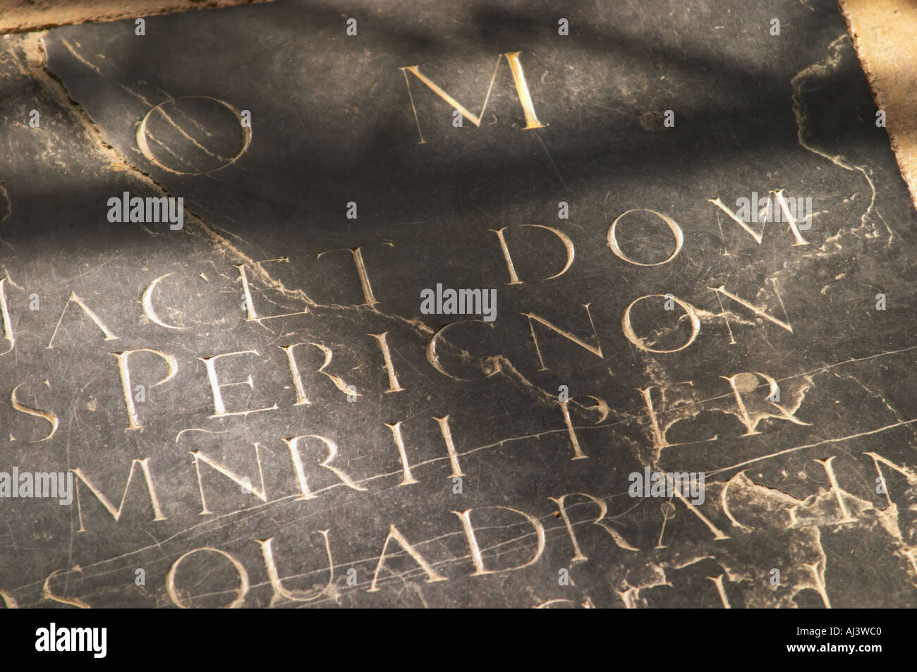 Dom pierre pérignon hi-res stock photography and images - Alamy