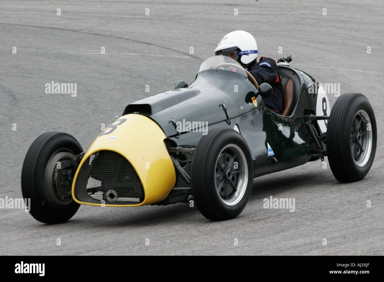 Mallory park racing hi-res stock photography and images - Alamy