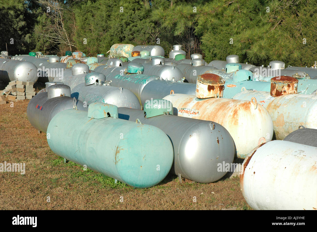 Underground propane tanks hi-res stock photography and images - Alamy