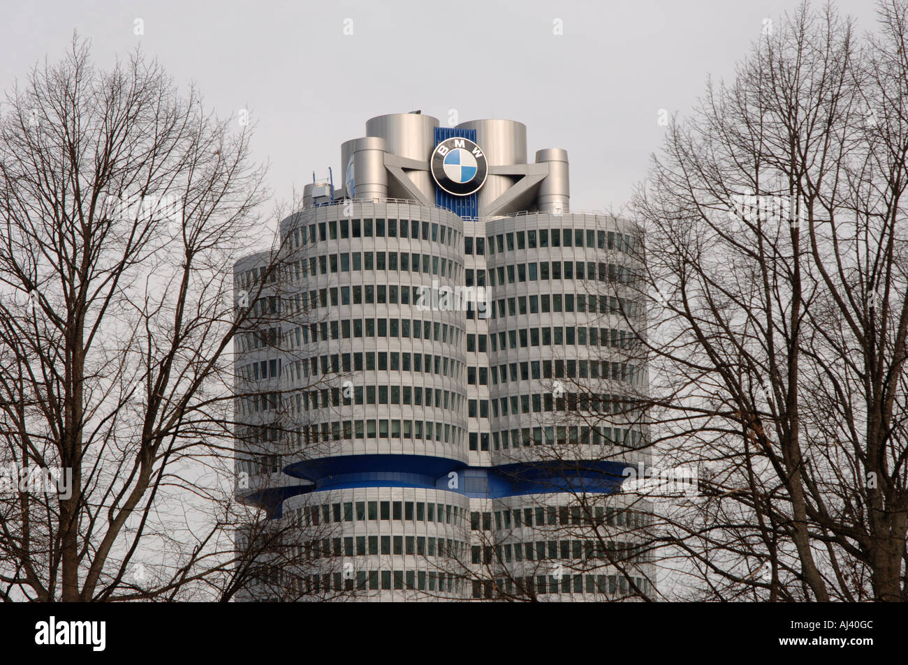 Four Cylinder Building High Resolution Stock Photography and Images - Alamy