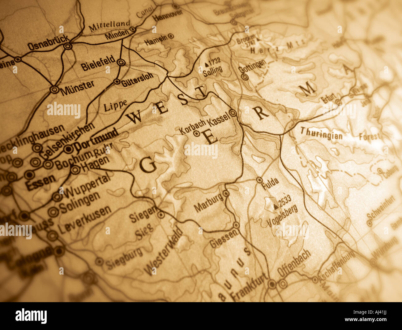Map of east and west germany hi-res stock photography and images - Alamy