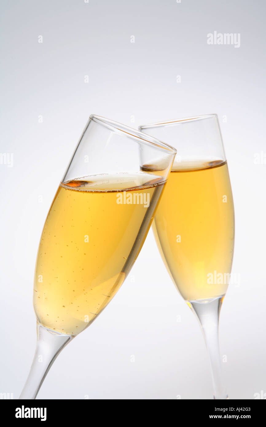 Champagne toast hi-res stock photography and images - Alamy