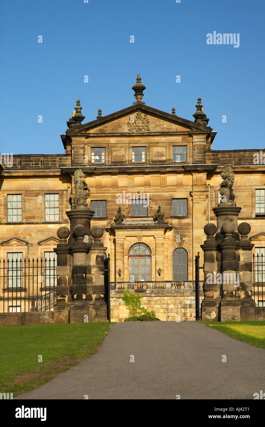 Duncombe hall helmsley north yorkshire hi-res stock photography and ...