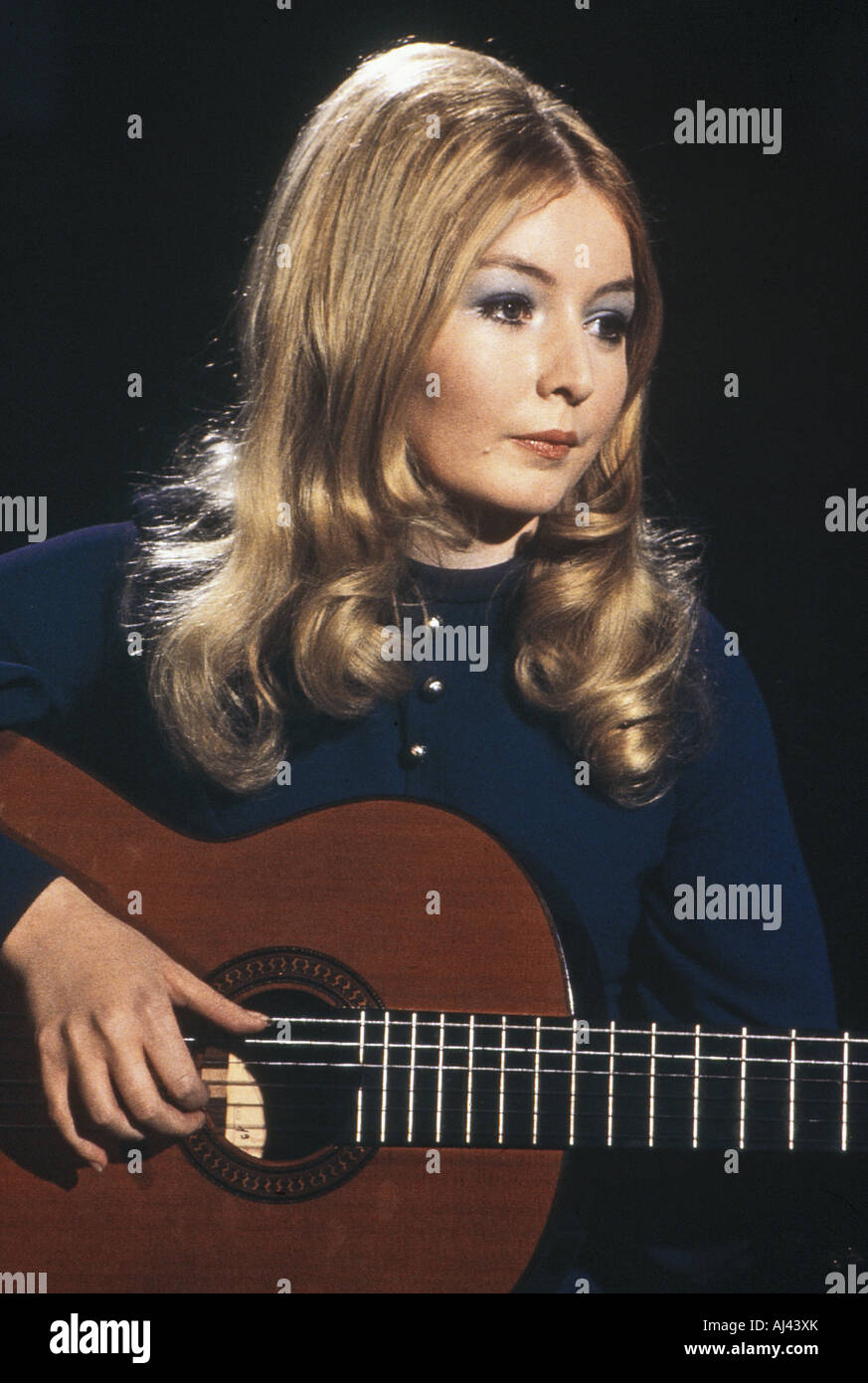 Mary hopkin hi-res stock photography and images - Alamy