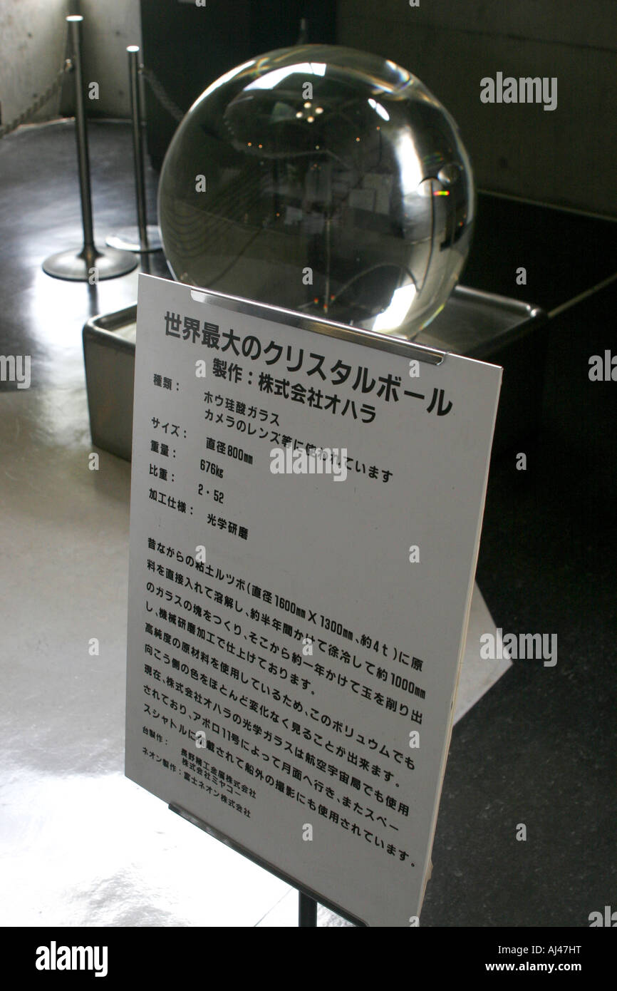 Crystal with explanation hi-res stock photography and images - Alamy