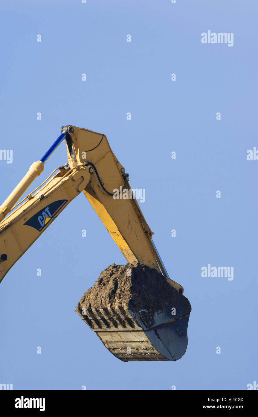 Hydraulic arm trackhoe lifting scoop strength strong earthmoving ... Hydraulic arm trackhoe lifting scoop strength strong earthmoving ...