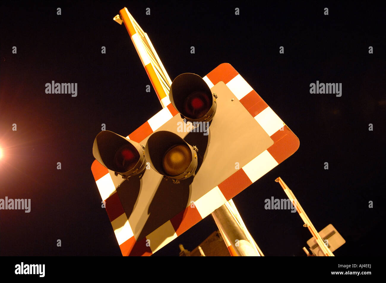 Railway crossing lights Stock Photo - Alamy