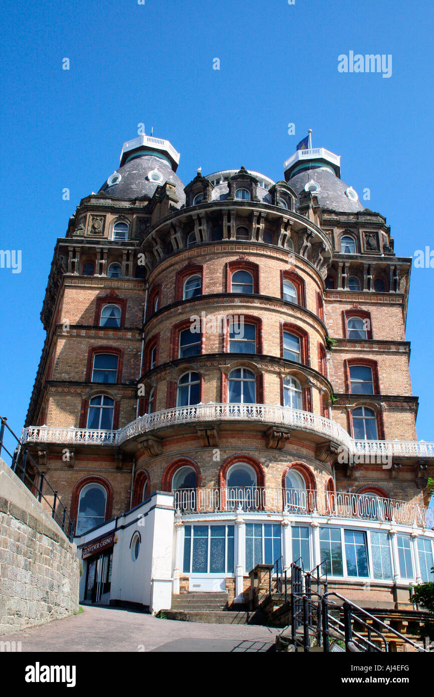 Scarborough spa bridge hi-res stock photography and images - Alamy