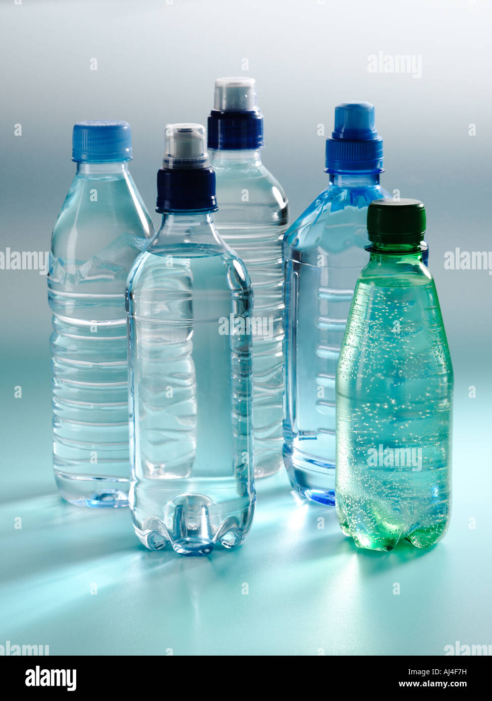 Pints of water hi-res stock photography and images - Alamy