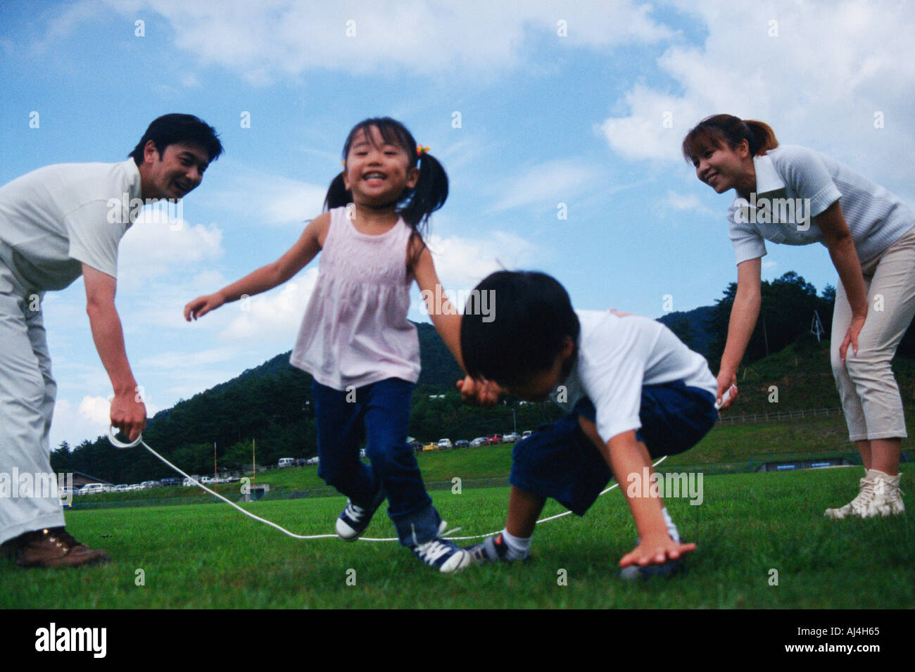 Black girls jumping rope hi-res stock photography and images - Alamy