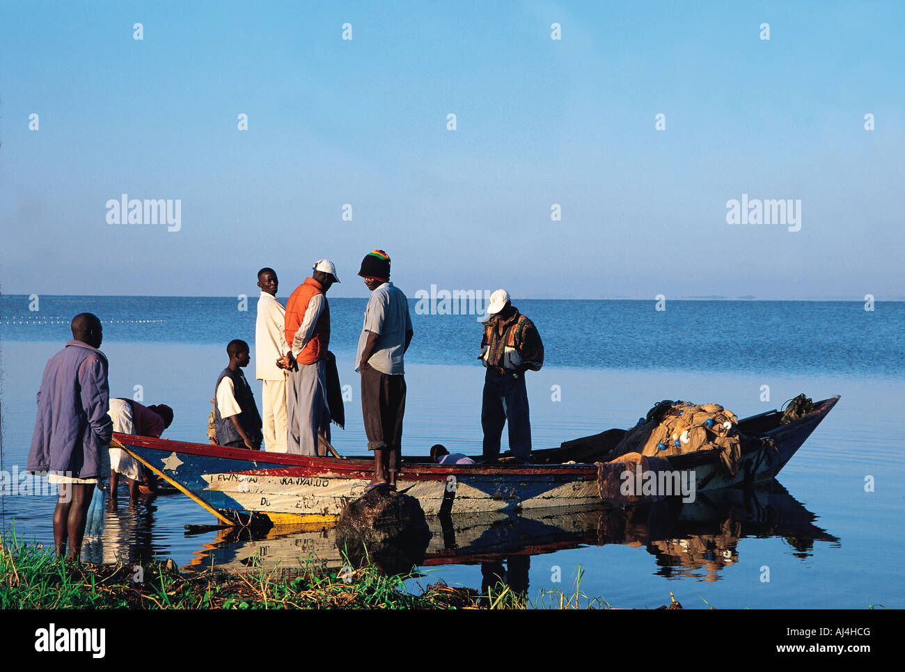 Luo fishing boat hi-res stock photography and images - Alamy
