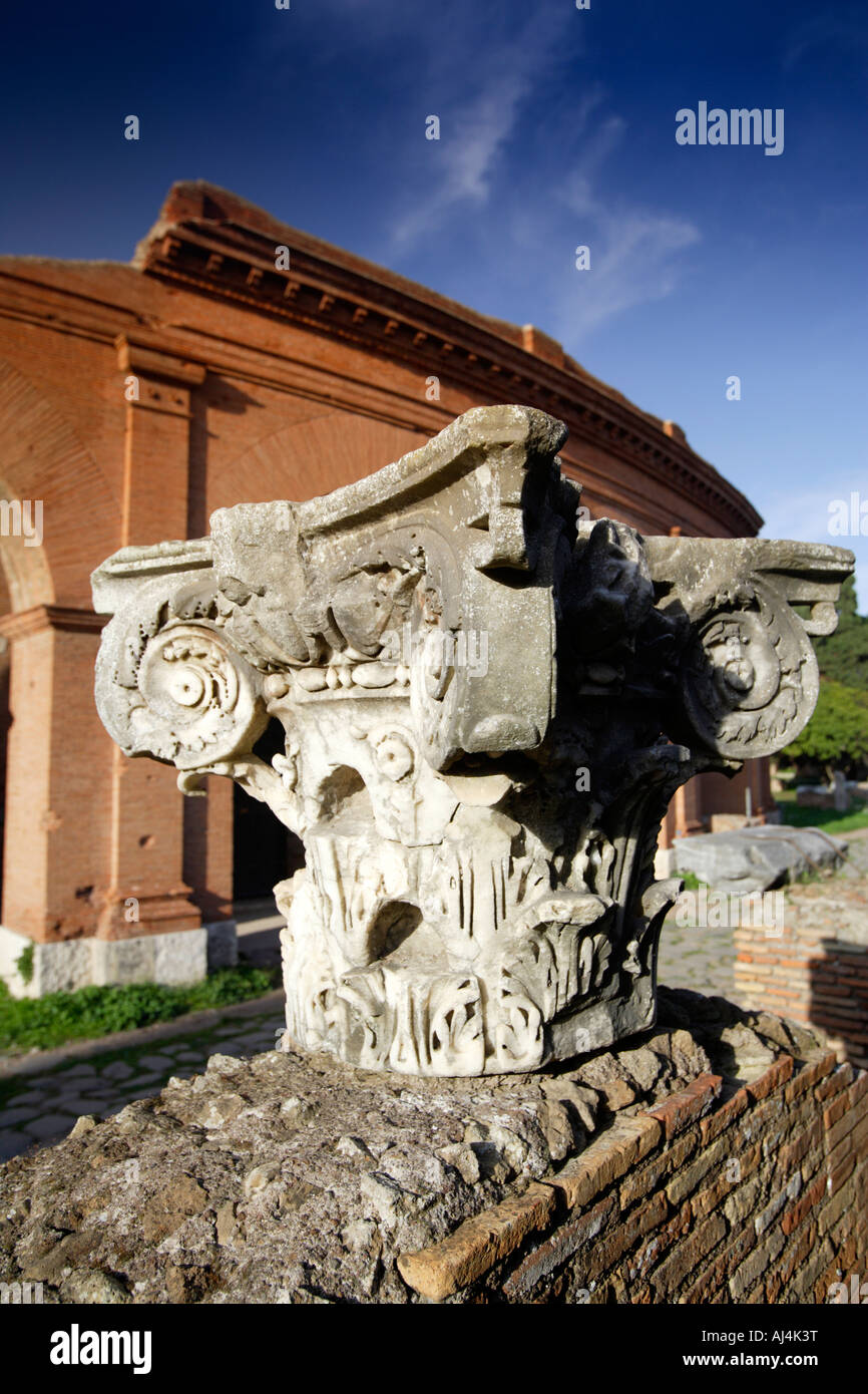 Capital Of Roman Corinthian Column, Ostia Antica, Italy Stock Photo - Alamy