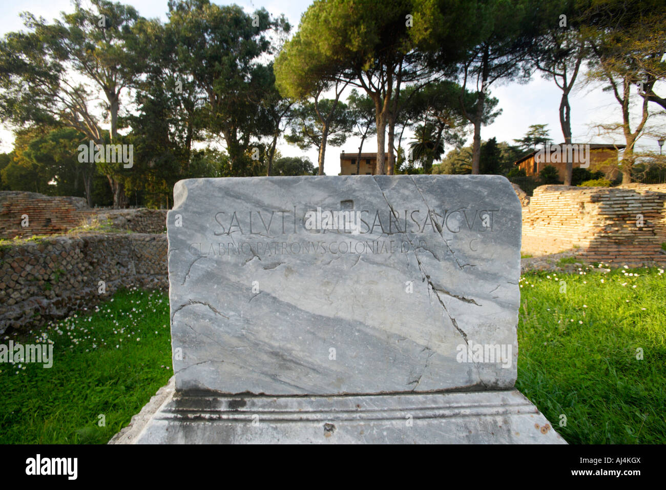 Roman dedicatory inscription hi-res stock photography and images - Alamy