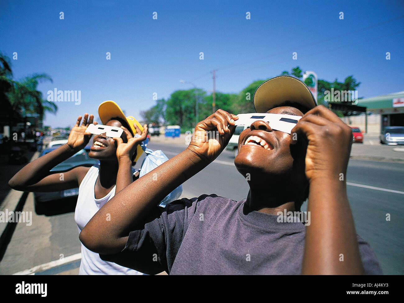 Watching an eclipse hi-res stock photography and images - Alamy