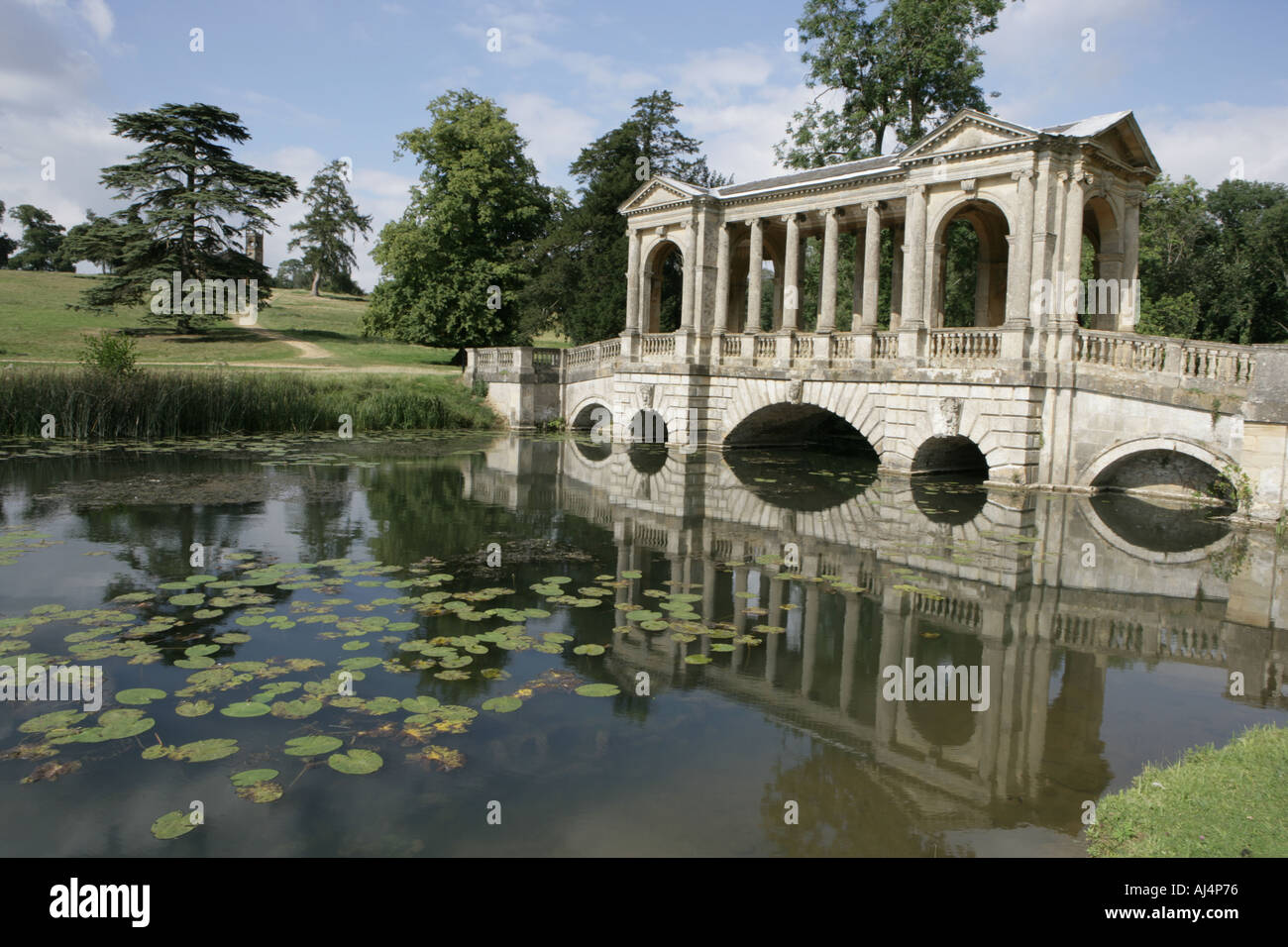 Stowe estate hi-res stock photography and images - Alamy