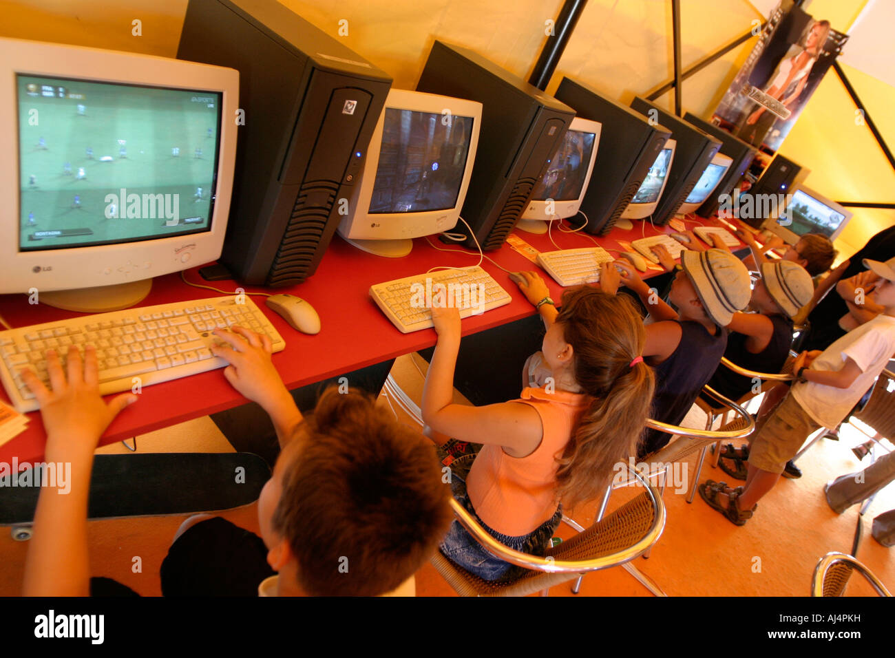 Children playing video games Stock Photo - Alamy Children playing video games Stock Photo - Alamy