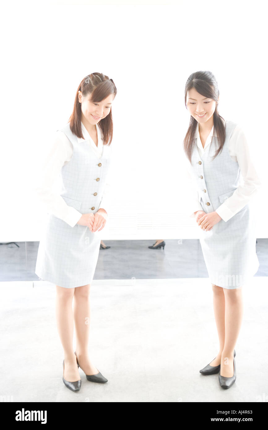 Japanese bowing hi-res stock photography and images - Alamy