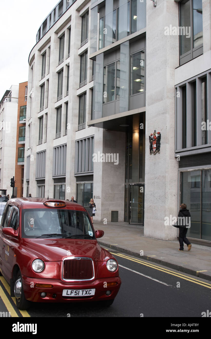 London stock exchange city hi-res stock photography and images - Alamy