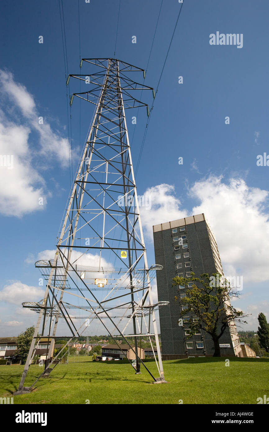 Electricty pylons uk hi-res stock photography and images - Alamy