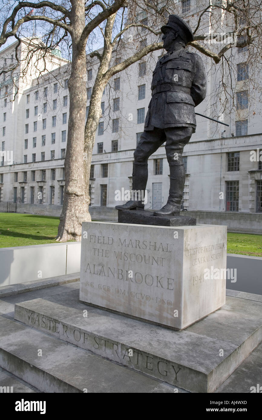 Viscount alanbrooke statue hi-res stock photography and images - Alamy