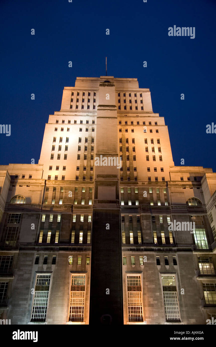 Charles holden hi-res stock photography and images - Alamy