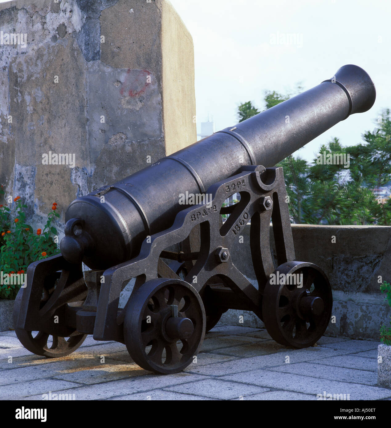 Historical weapon hi-res stock photography and images - Alamy