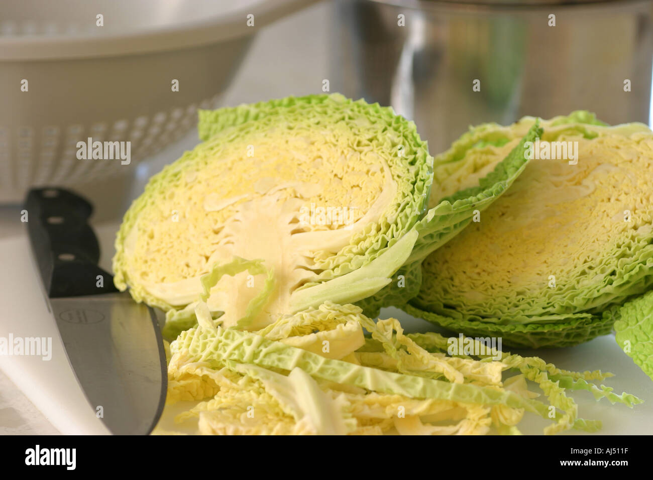Cutting cabbage stalk hi-res stock photography and images - Alamy