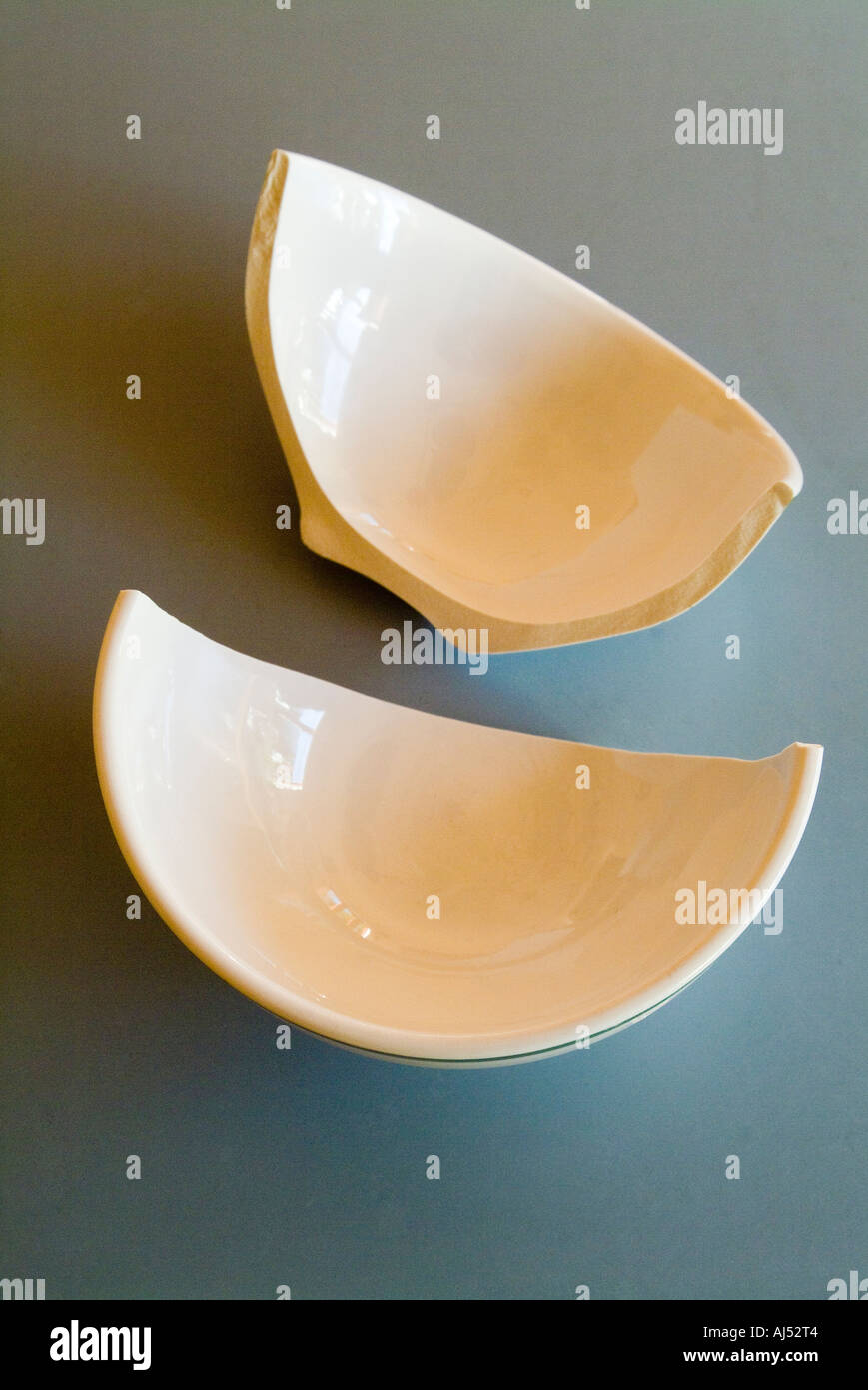 China smashed hi-res stock photography and images - Alamy