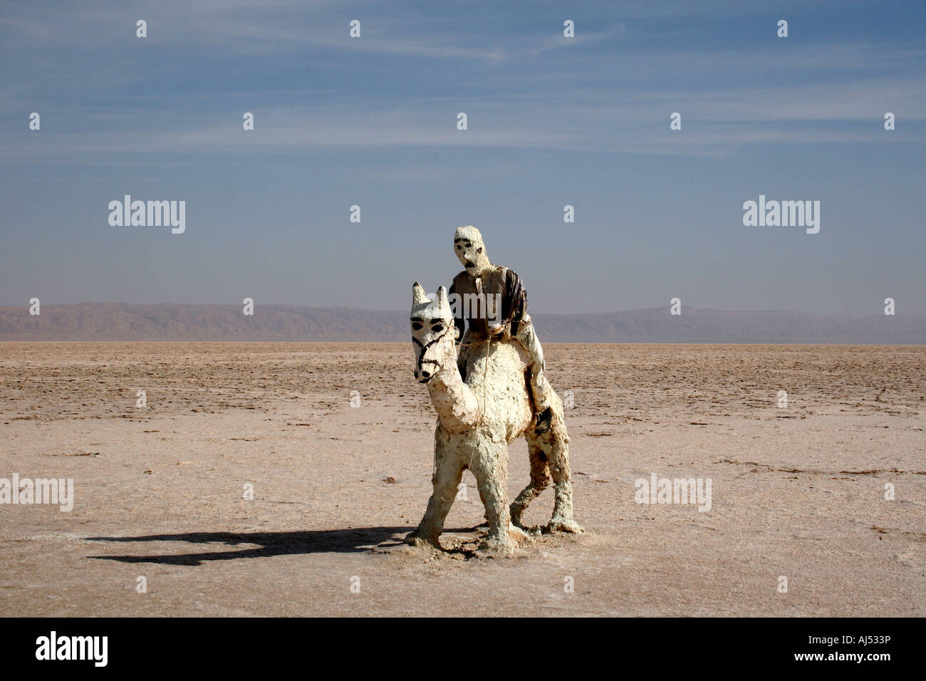 Camel statue hi-res stock photography and images - Alamy