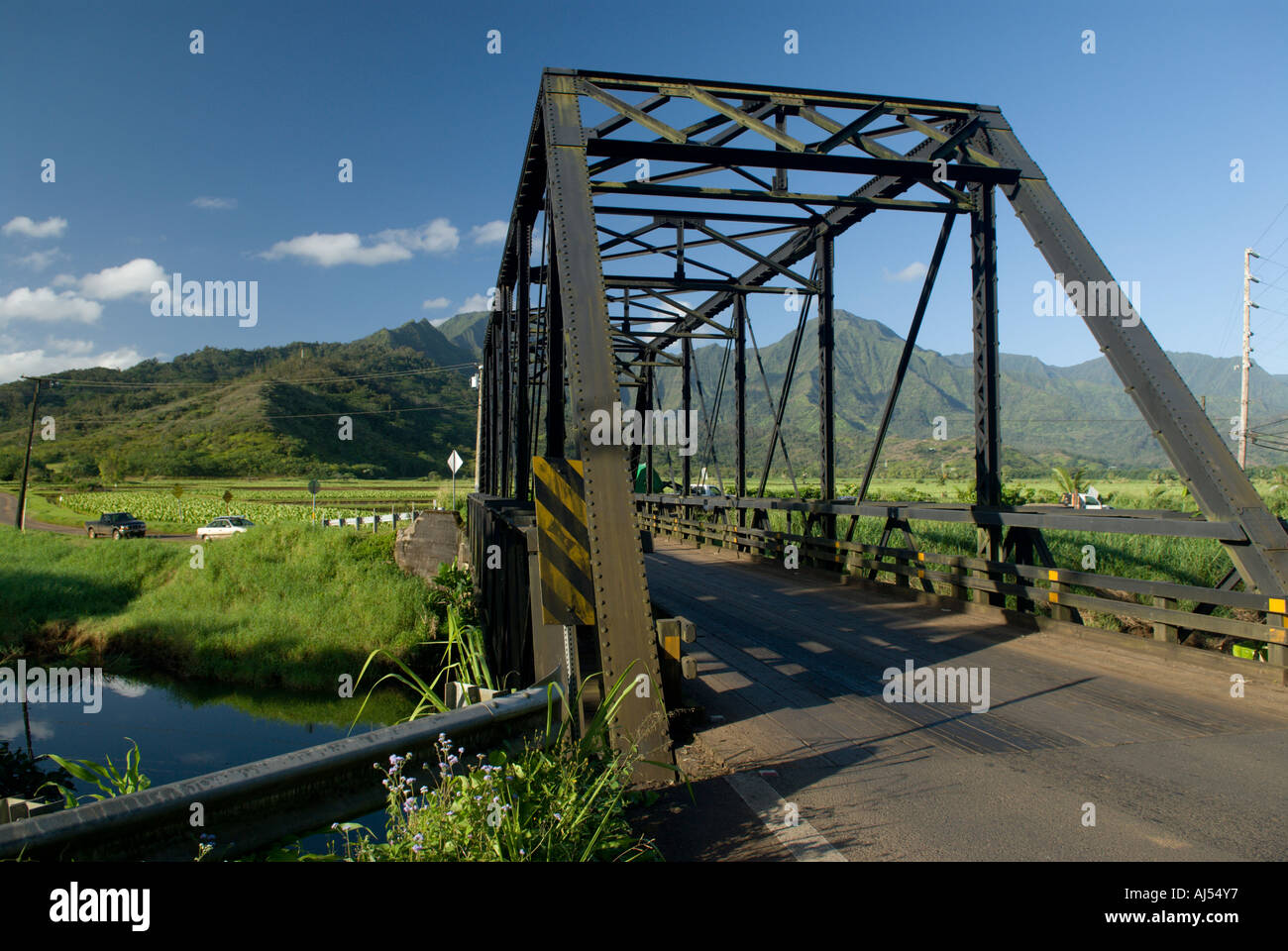 Hanalei river bridge hi-res stock photography and images - Alamy