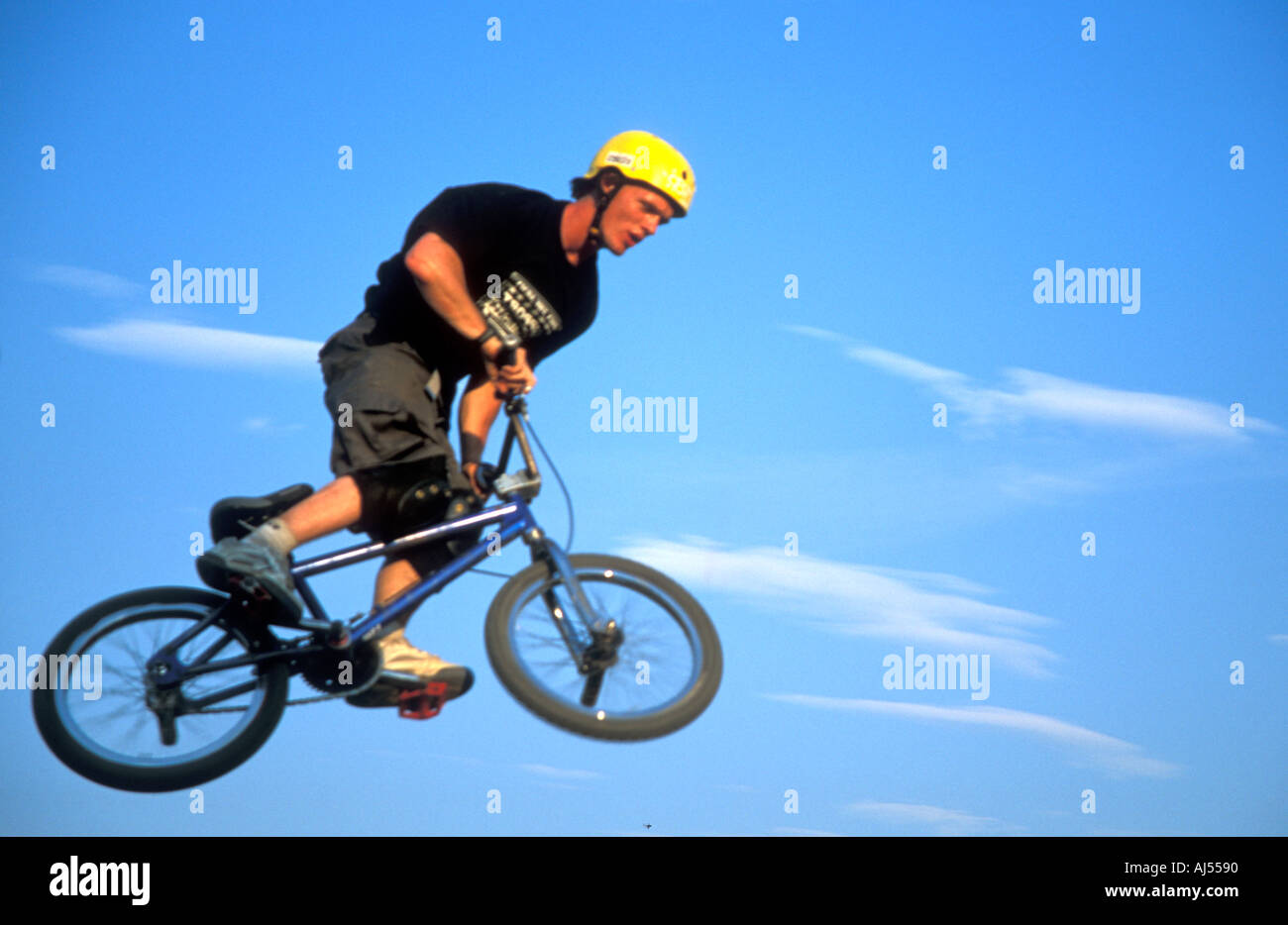 Bmx riders hi-res stock photography and images - Alamy