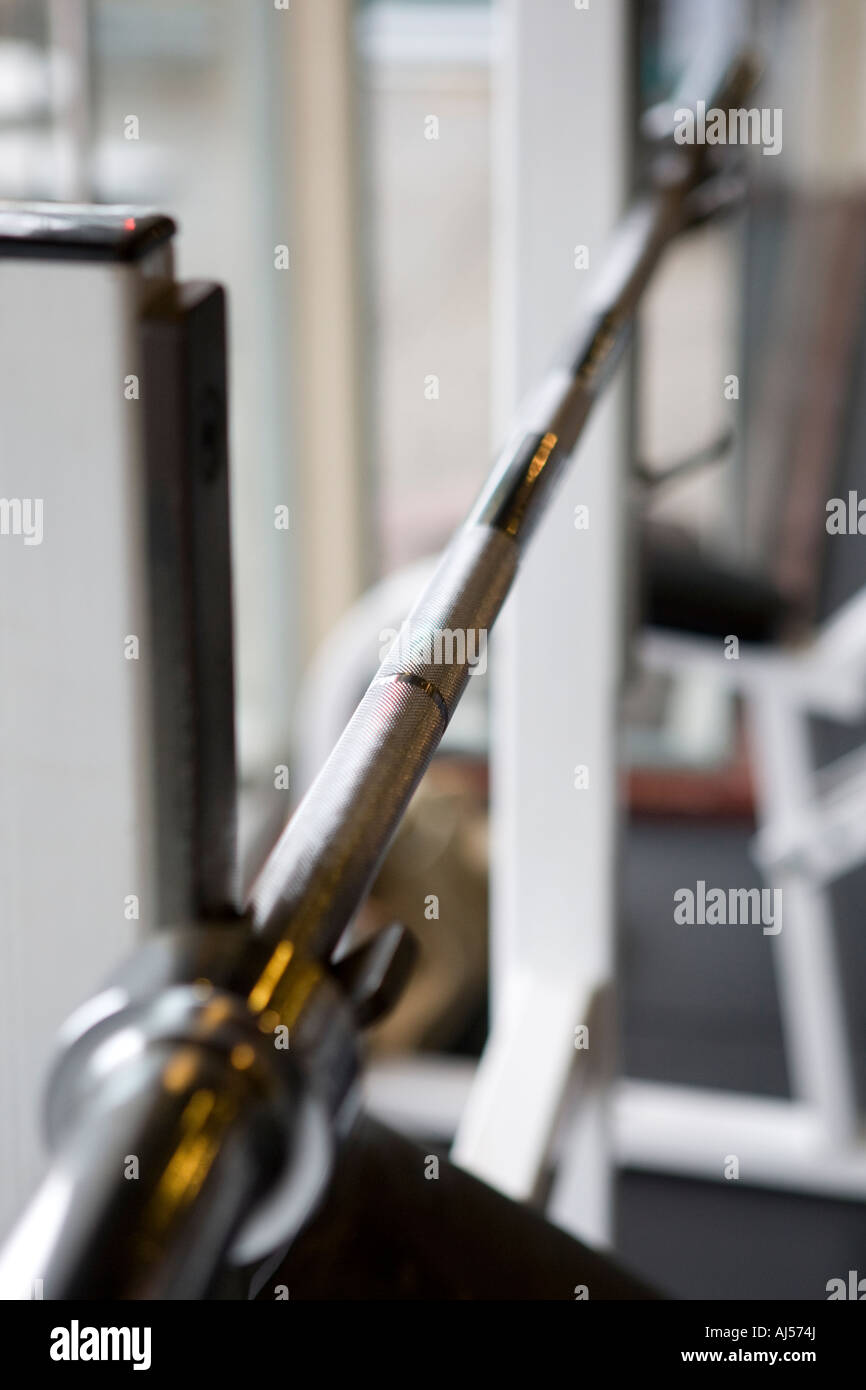 Incline bench hi-res stock photography and images - Alamy