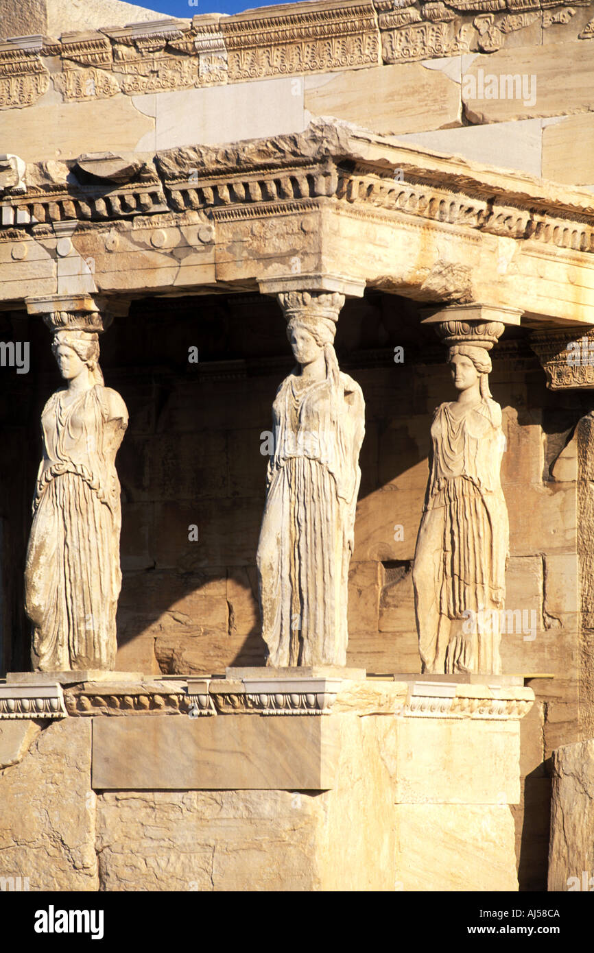 Ancient greek women statues hi-res stock photography and images - Alamy