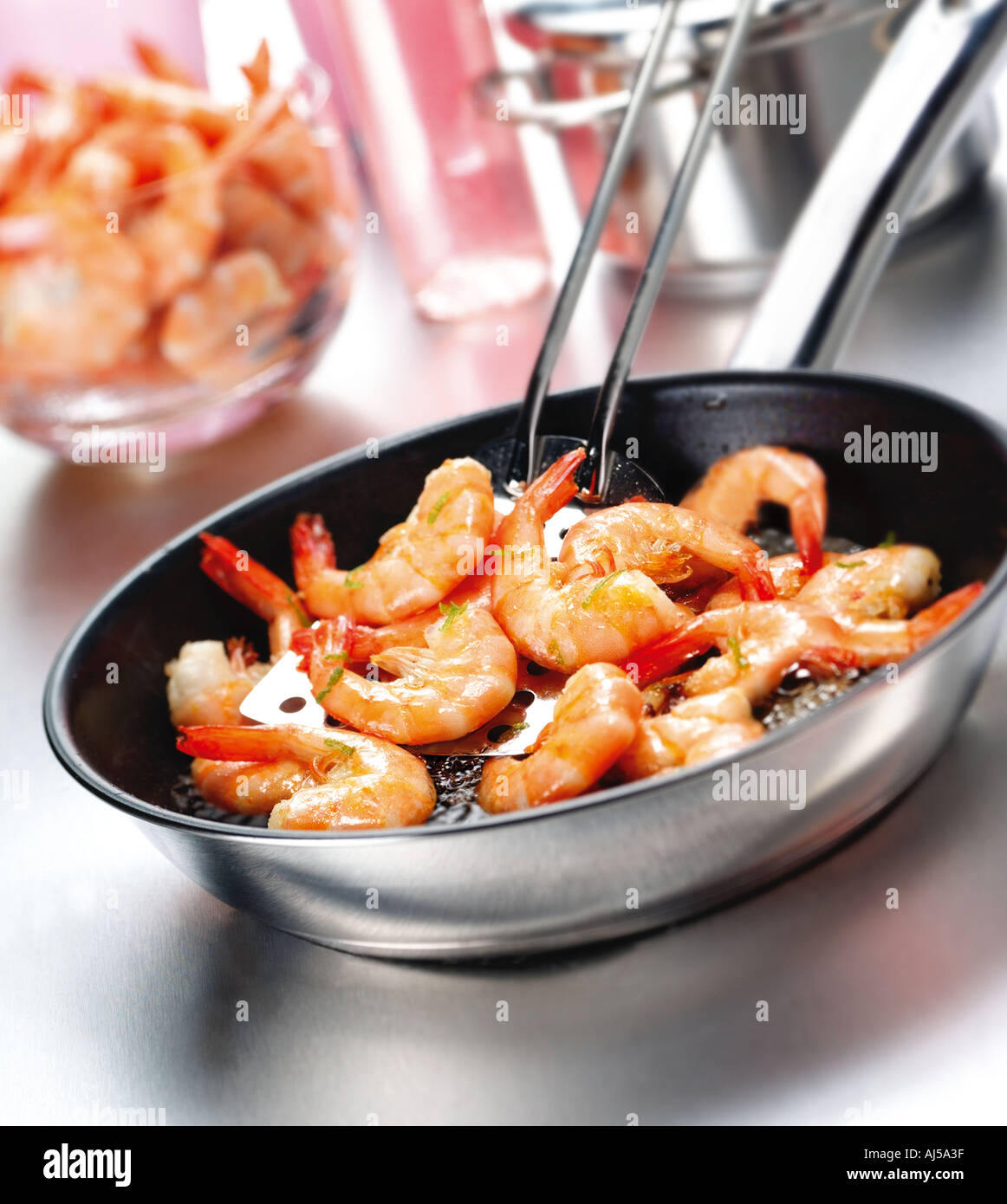 SAUTE PRAWN SHRIMP Stock Photo - Alamy