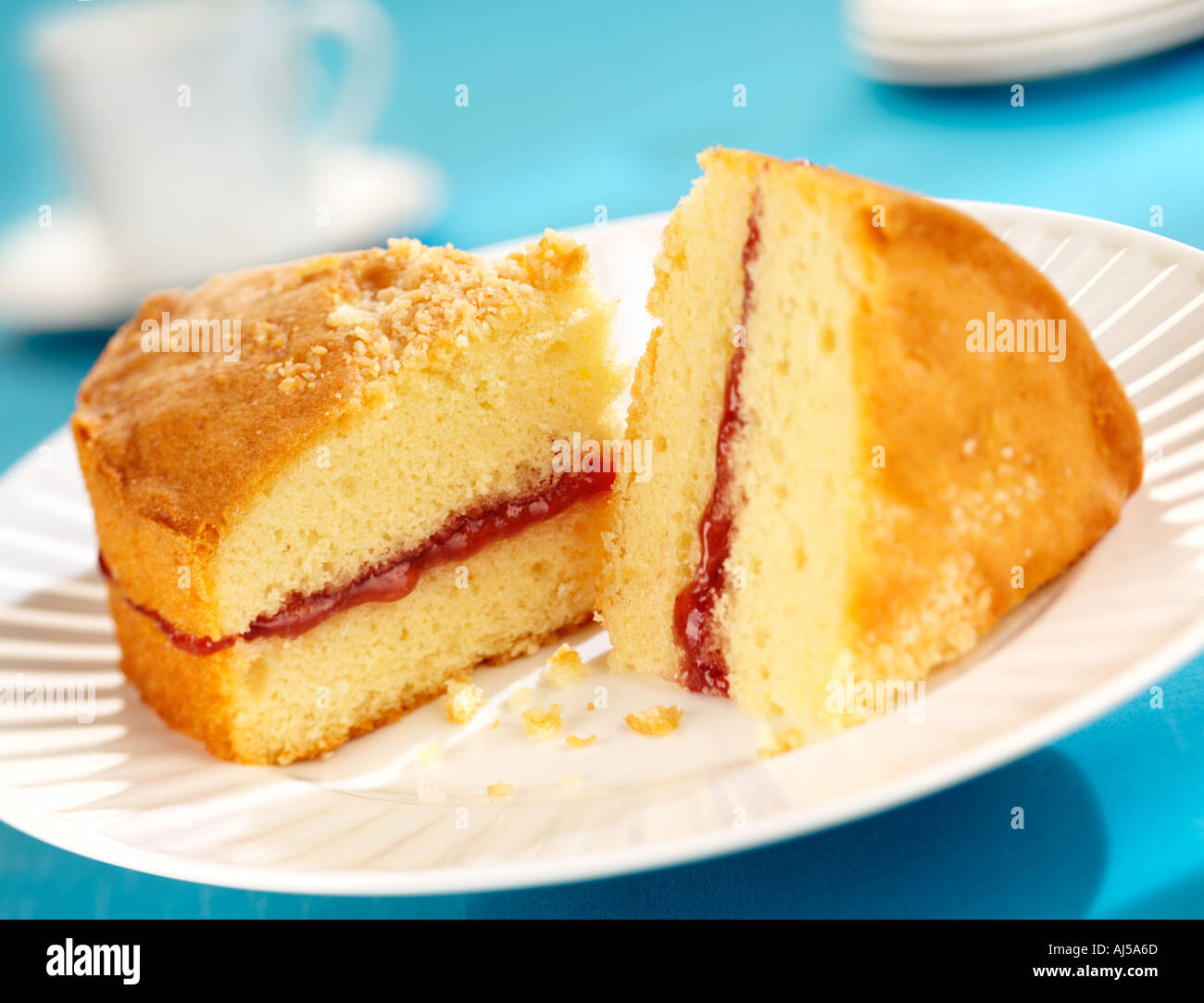 COCONUT AND RASPBERRY SPONGE CAKE Stock Photo - Alamy