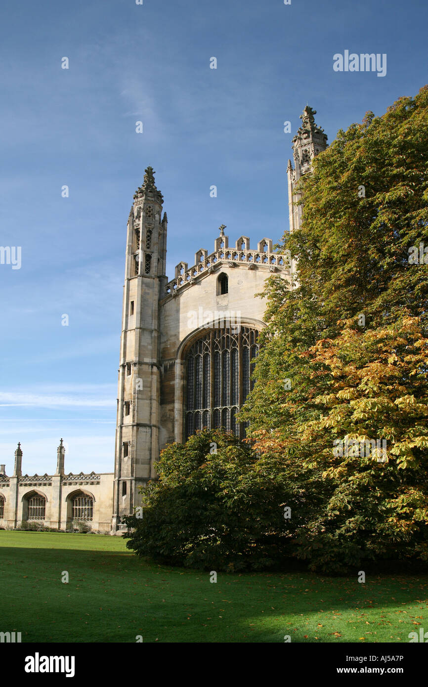 Kings College Chapel in autumn colours, Cambridge University, UK Stock ...